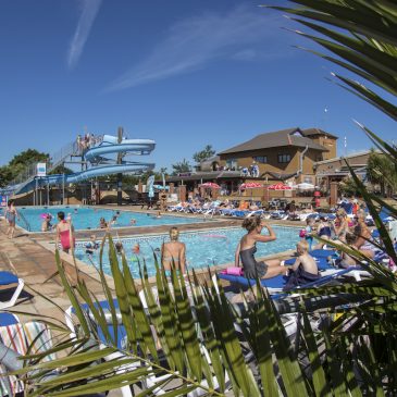 Lady’s Mile Holiday Park – Shaldon Village